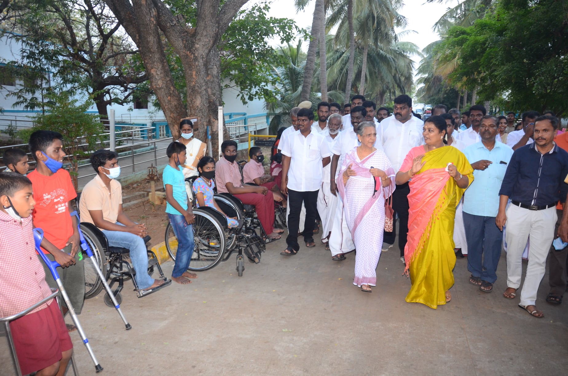02. Smt.Geetha Jeevan Visit - Amar Seva Sangam
